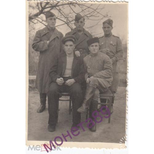 ФОТО МОРЯК С ВОЕННЫМИ НАГРАДЫ СИГАРЕТА ПАПИРОСА *** купить на | Аукціон ...